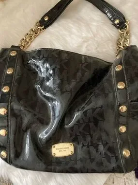 Michael Kors | Bags | Michael Kors Black Patent Mk Logo Shoulder Bag ...